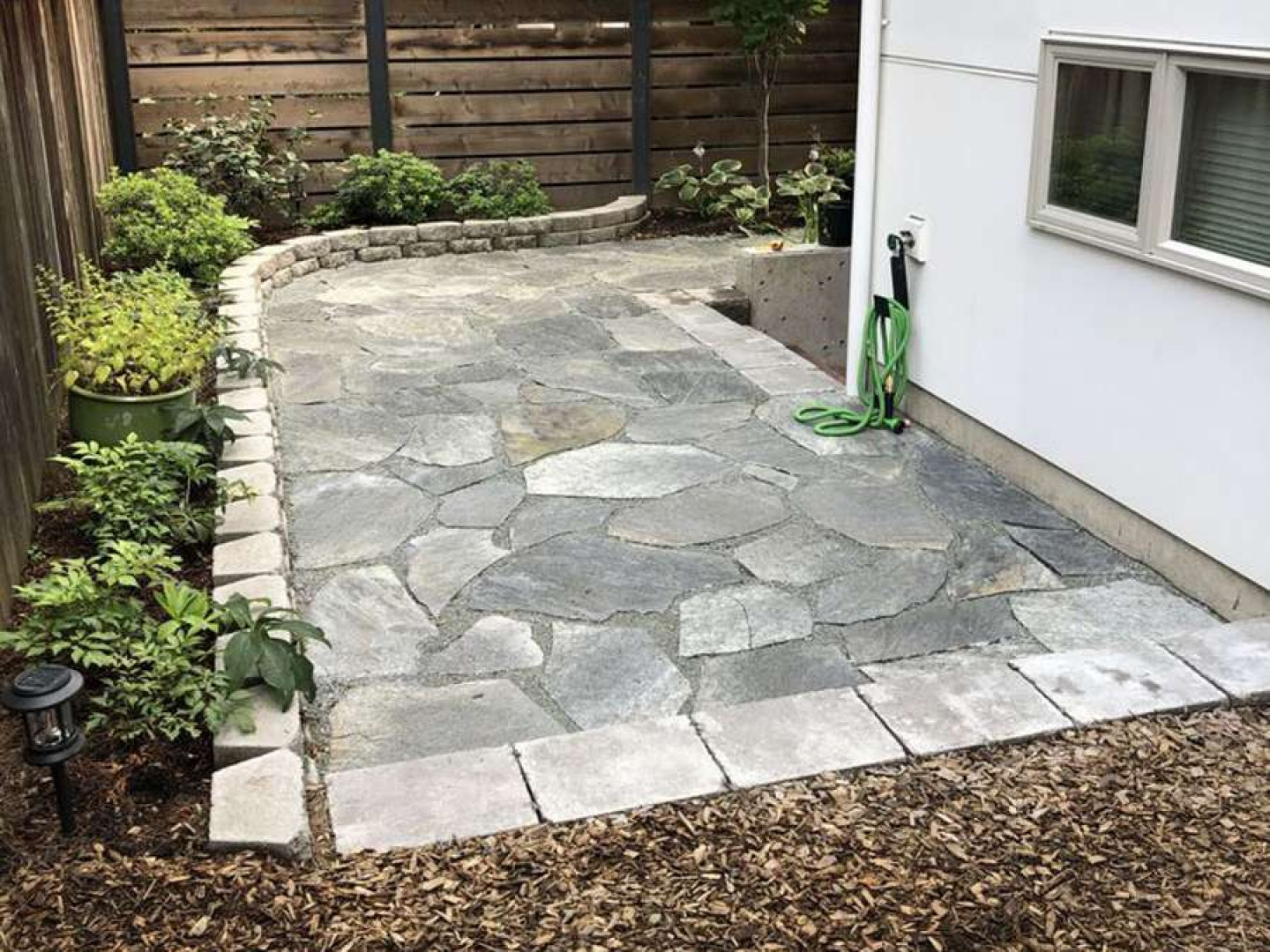 Hardscaping Services in Lynnwood, Bellevue & Everett, WA | Retaining Wall Installation | Solid ...